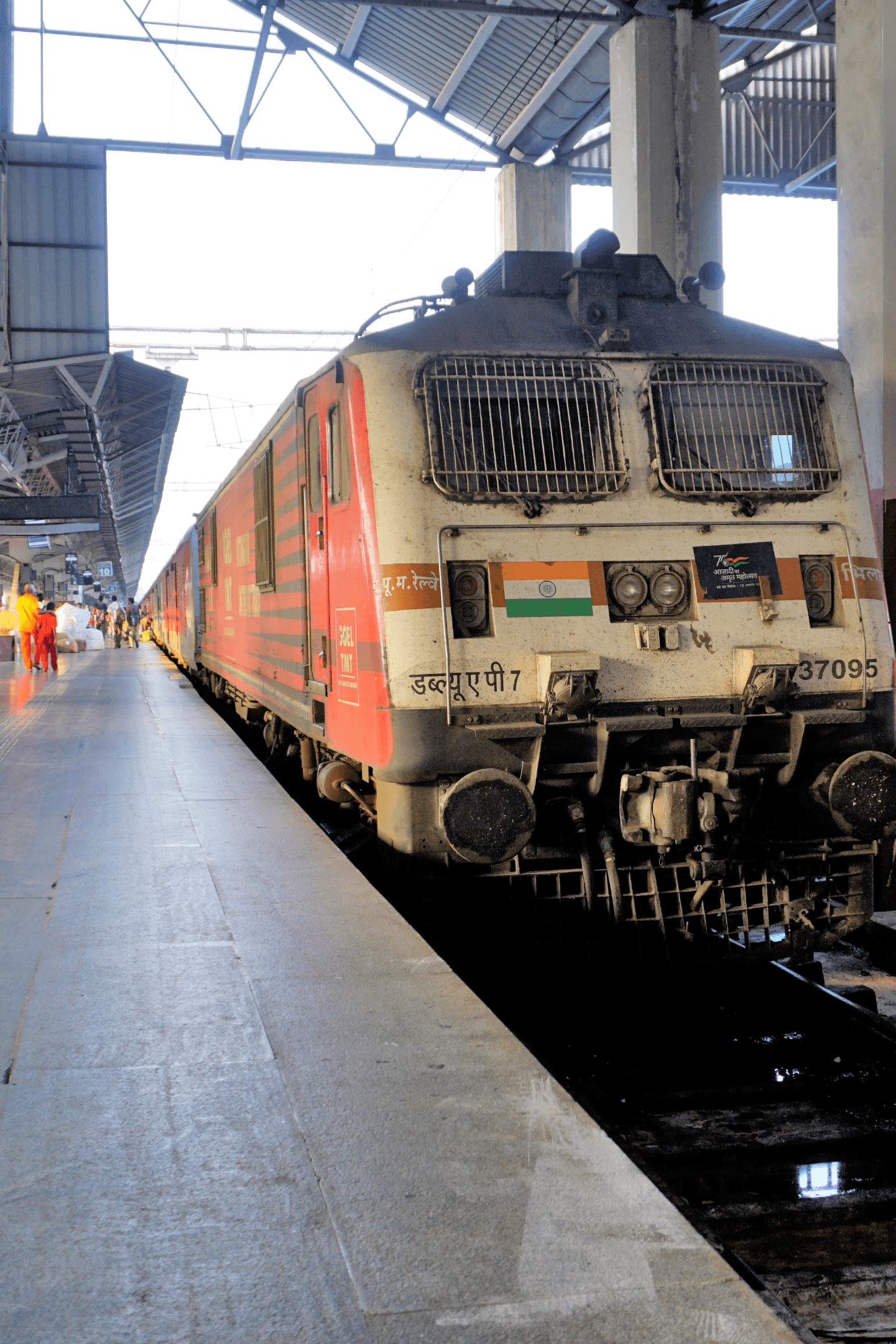 Inside a Railway Tender: What Materials are in Demand?